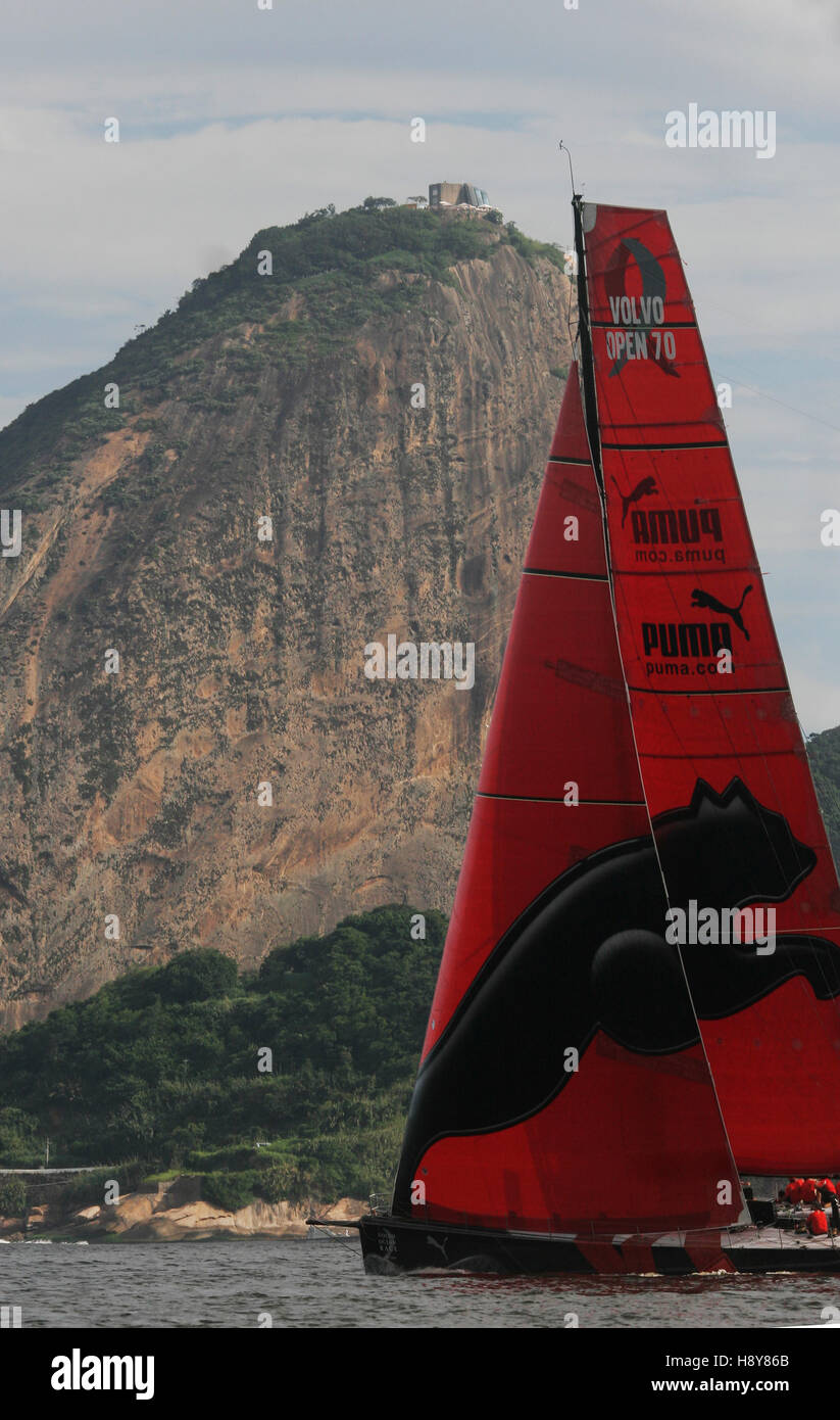 70 foot sailboat hi-res stock photography and images - Alamy