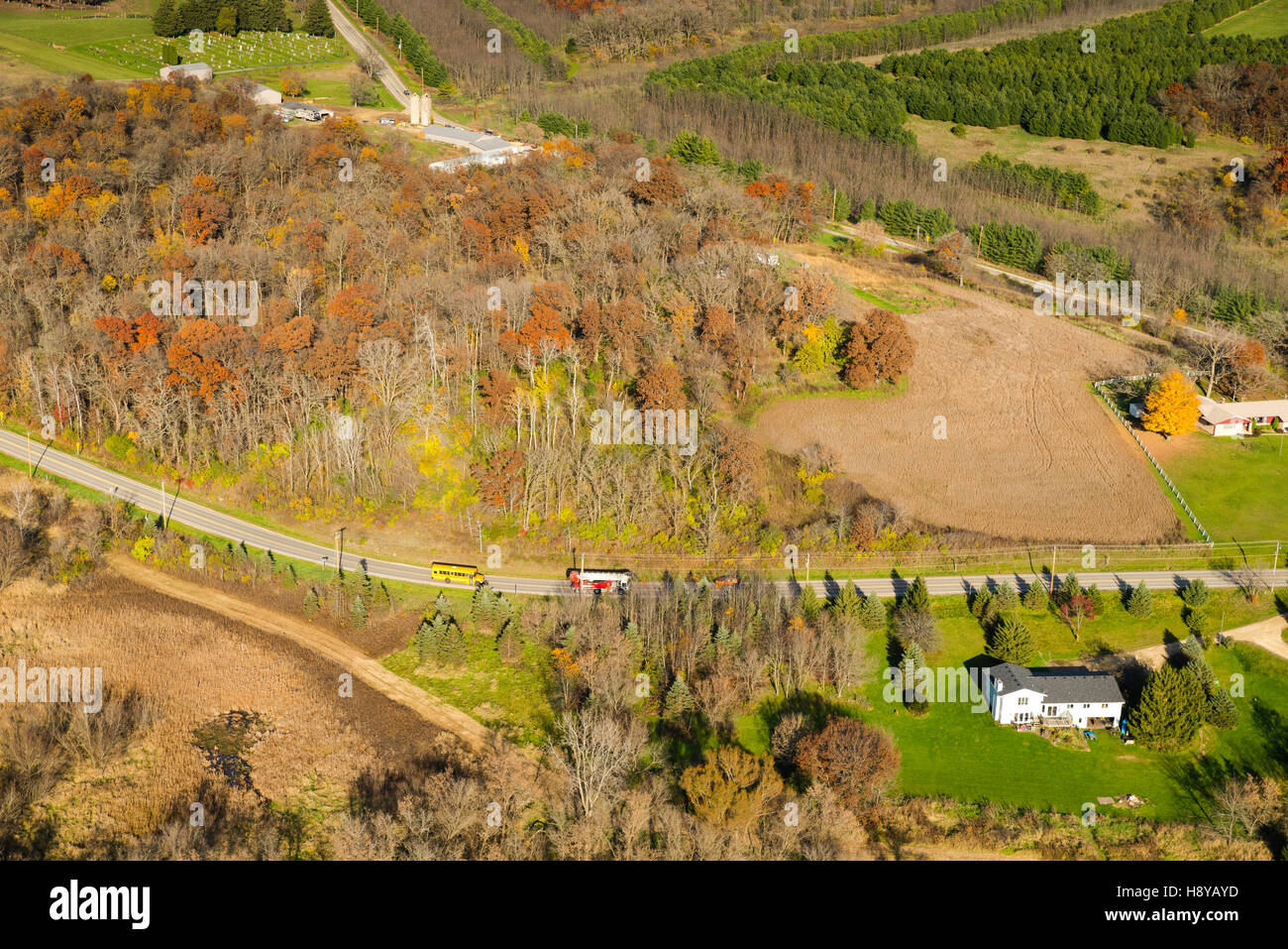 Rural school buses hi-res stock photography and images - Alamy
