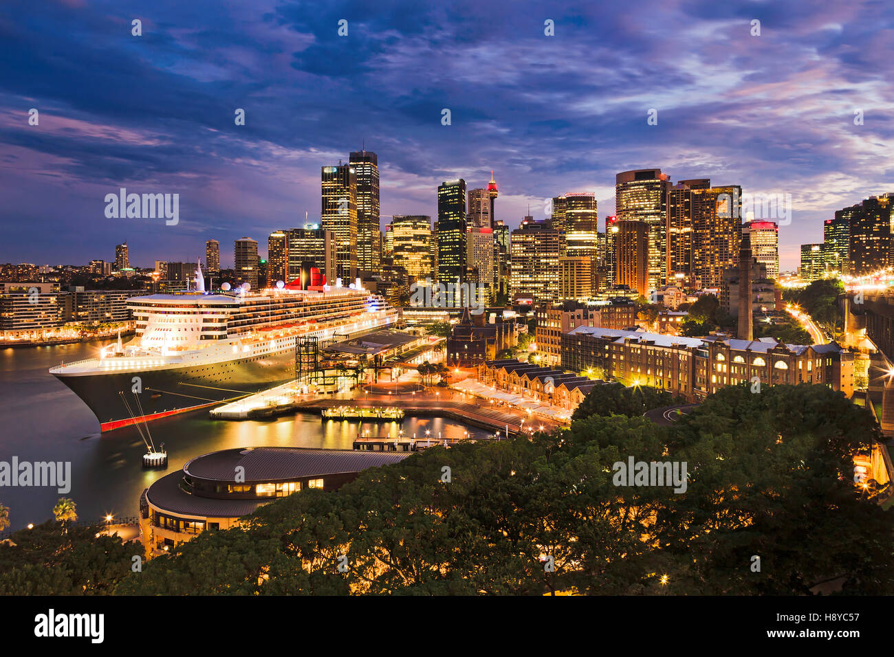 Giant passenger ship docket at overseas passenger terminal of Sydney ...