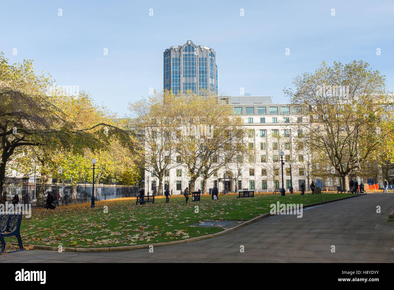 St Philip's Square on Colmore Row in Birmingham Stock Photo - Alamy