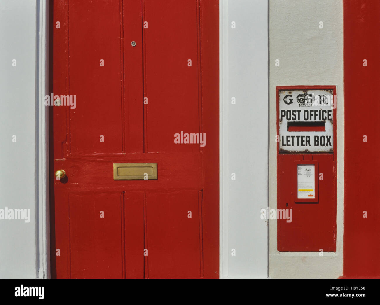 Post office letter box hi-res stock photography and images - Alamy