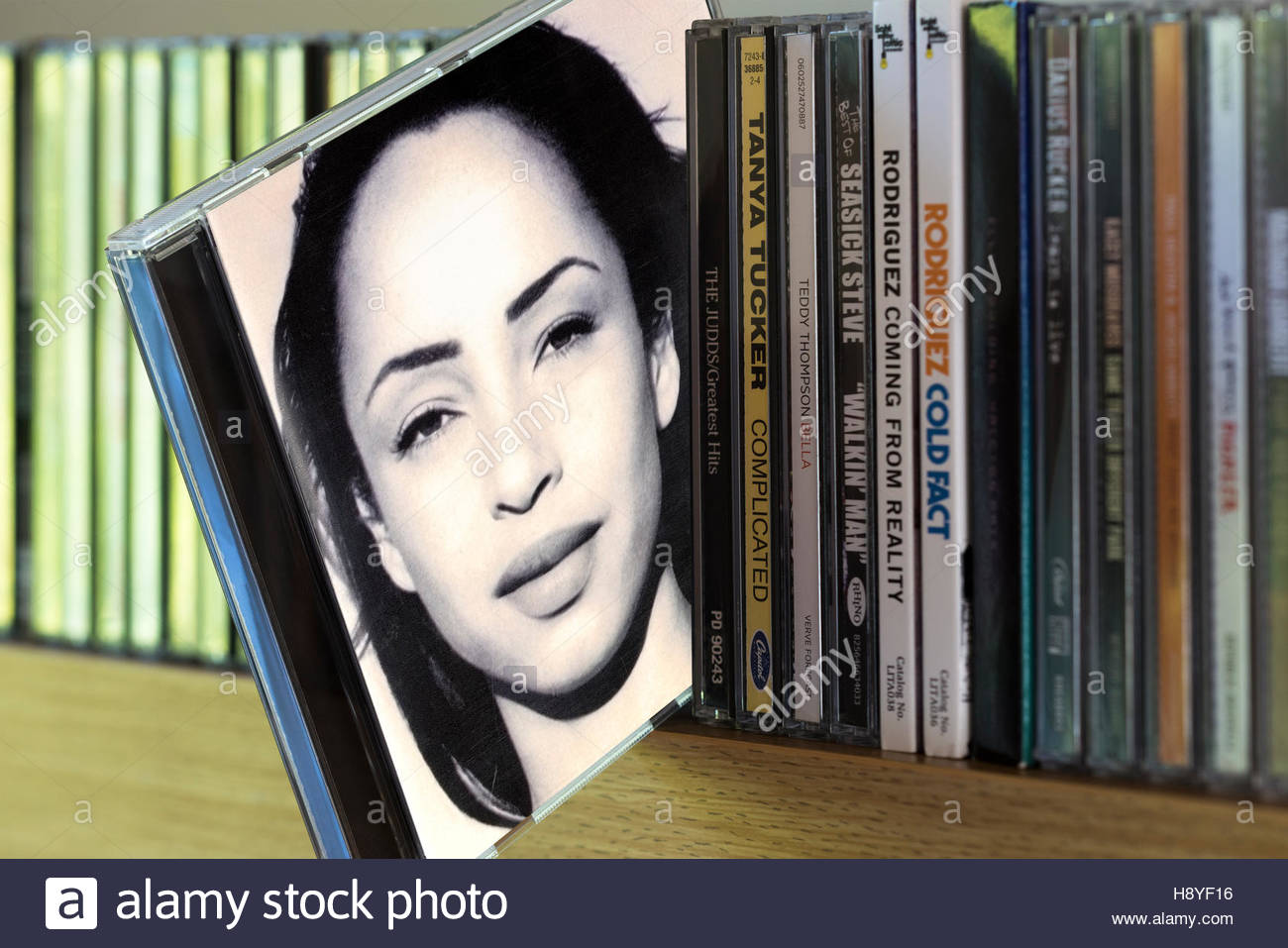 Sade Singer High Resolution Stock Photography and Images - Alamy