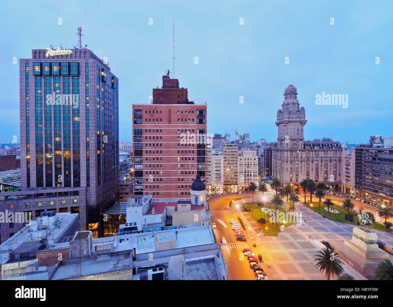 Uruguay, Montevideo, Elevated view of the Independence Square Stock ...
