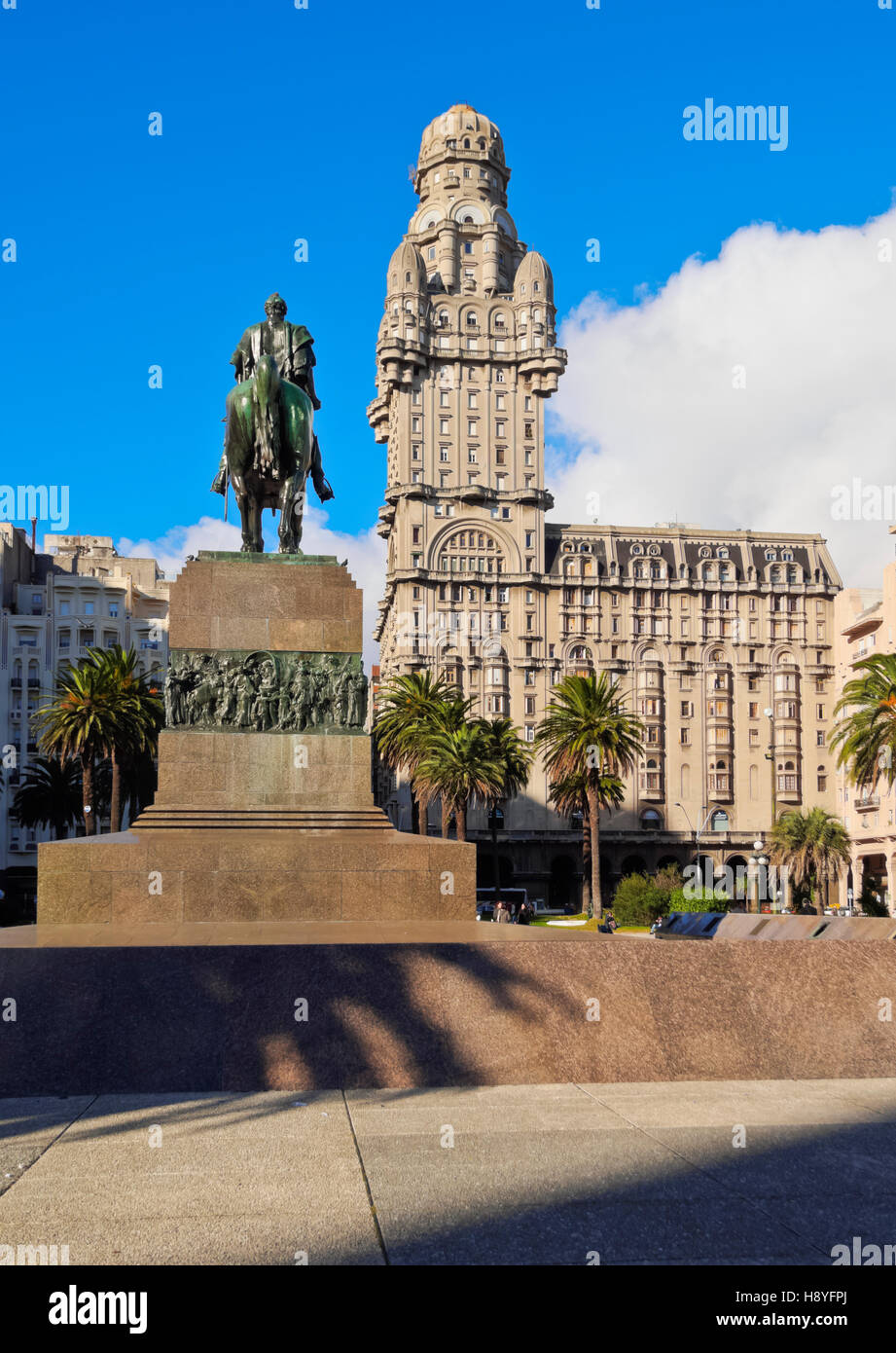 Uruguay, Montevideo, View of the Independence Square with the Artigas ...