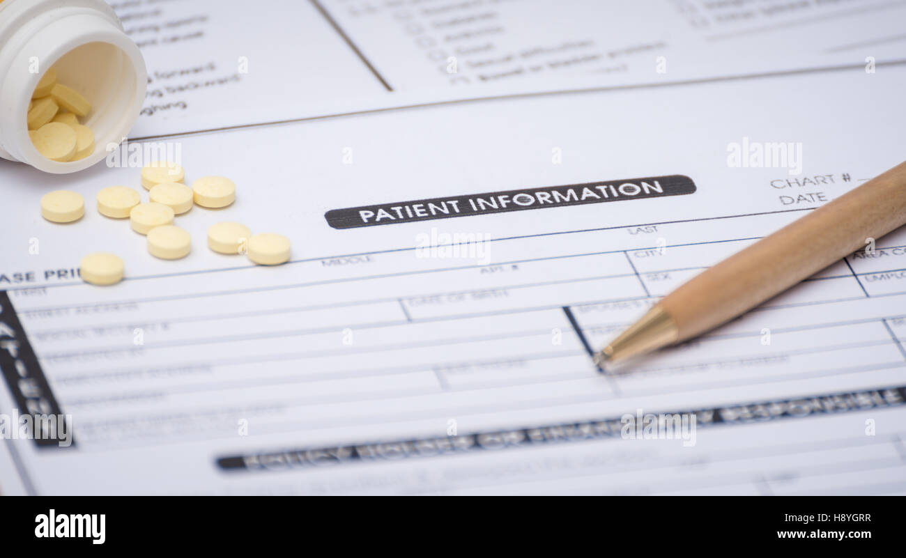 Record file patient doctor hi-res stock photography and images - Alamy