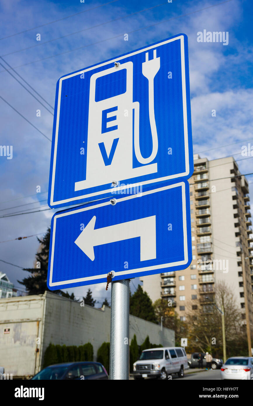 Ev sign hi-res stock photography and images - Alamy