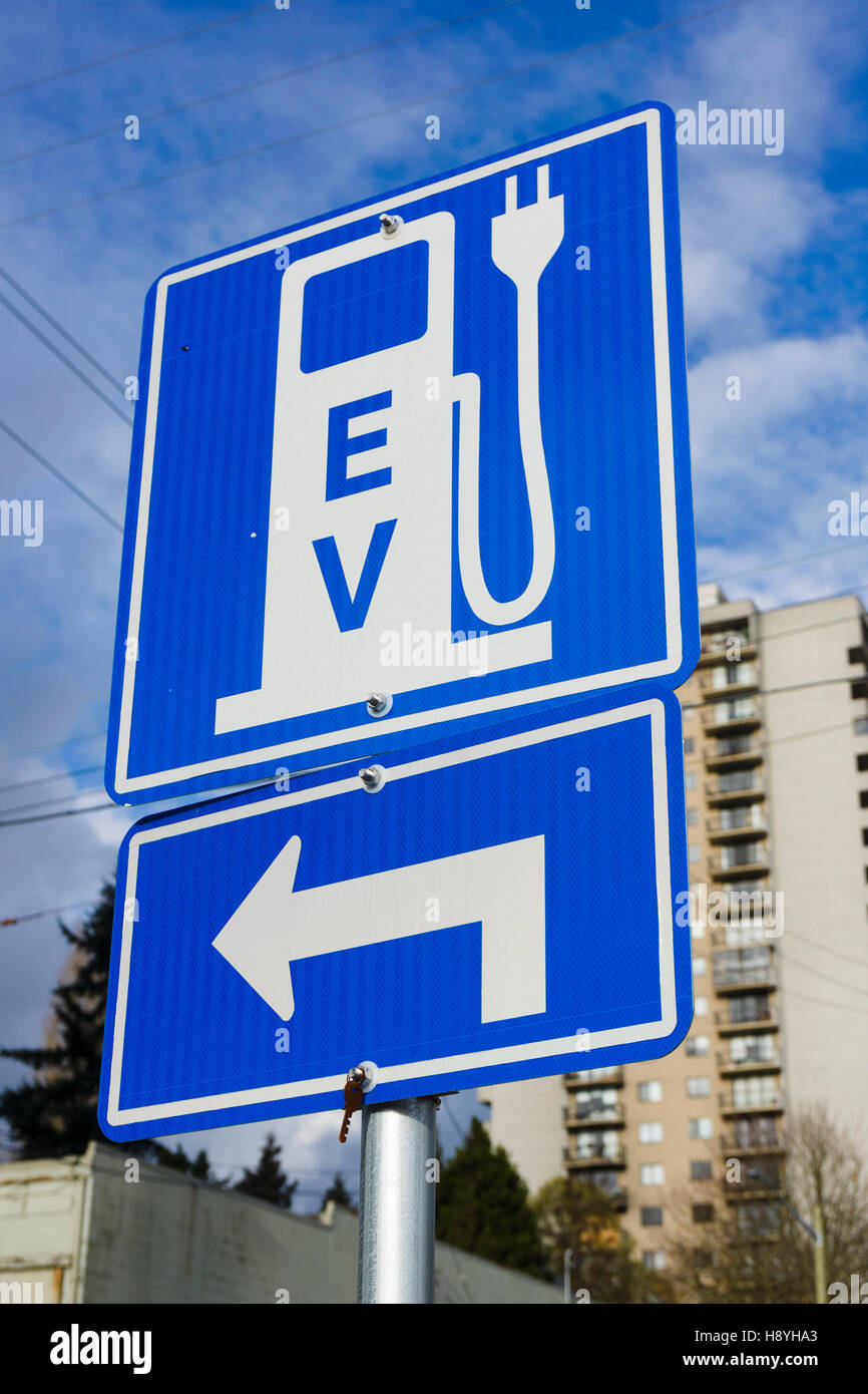 Ev sign hi-res stock photography and images - Alamy