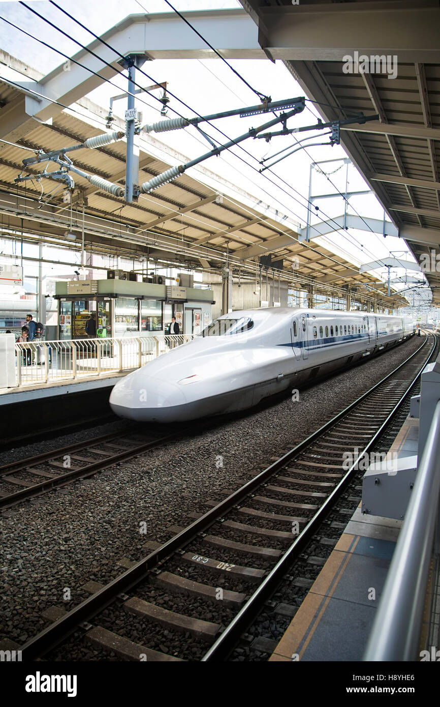 Shinkansen N700 speed train at Hiroshima station in Japan Stock Photo - Alamy