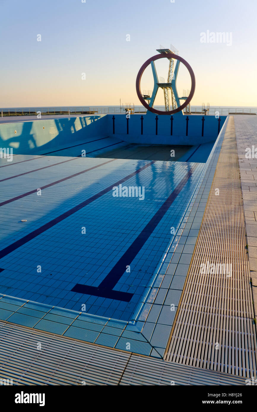 Old swimming pool diving board hi-res stock photography and images - Alamy