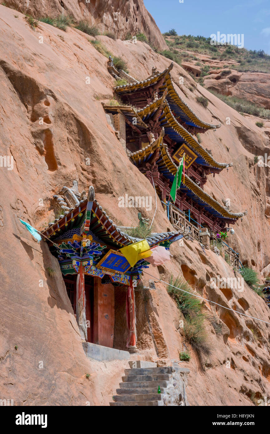 Cave temple at Horse’s Hoof Temple, Mati Si, Zhangye, Gansu province ...
