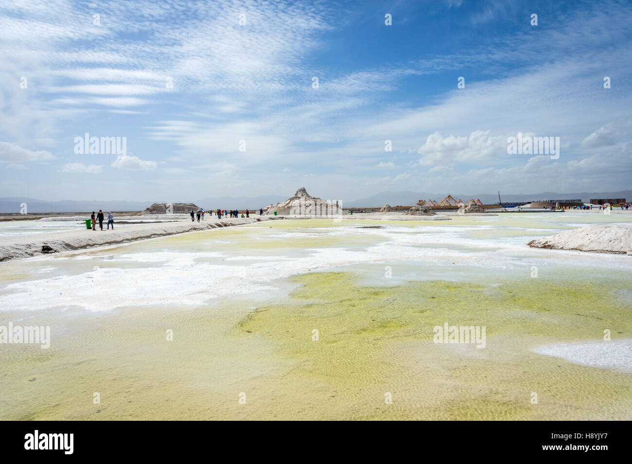 CHAKAZHEN, CHINA - JUNE 23: Tourist walking around Chaqia (Chakayan ...