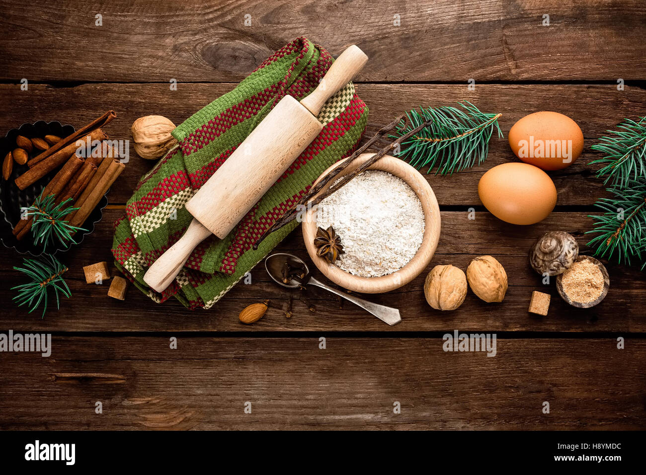 Vintage baking book hi-res stock photography and images - Alamy