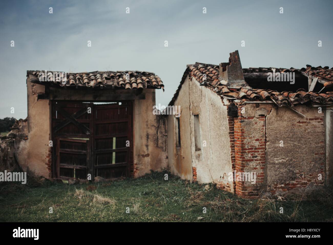Old deteriorated roof hi-res stock photography and images - Alamy