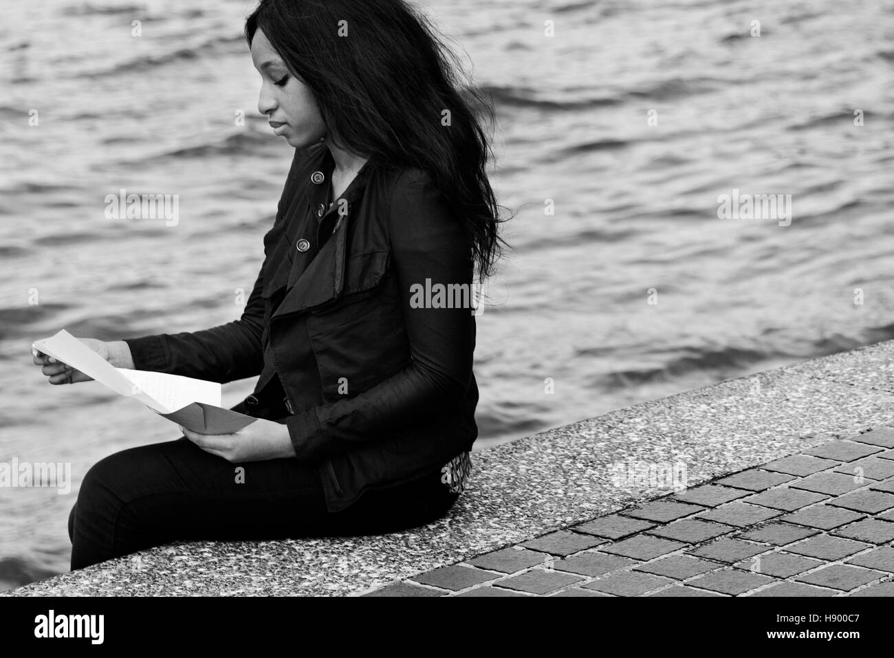 Broken heart Black and White Stock Photos & Images - Alamy