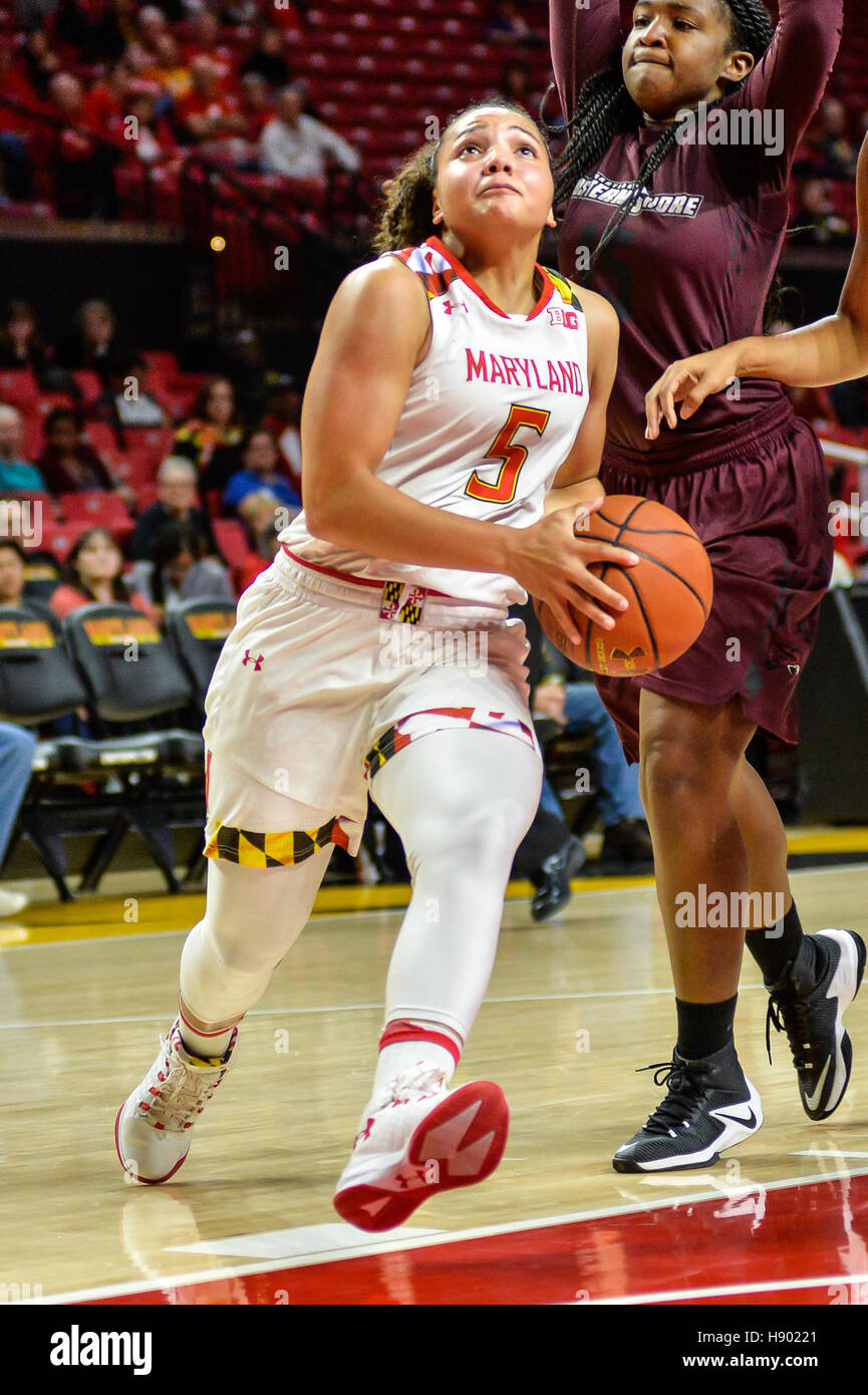 College Park, Maryland, USA. 16th Nov, 2016. DESTINY SLOCUM (5) sets up ...