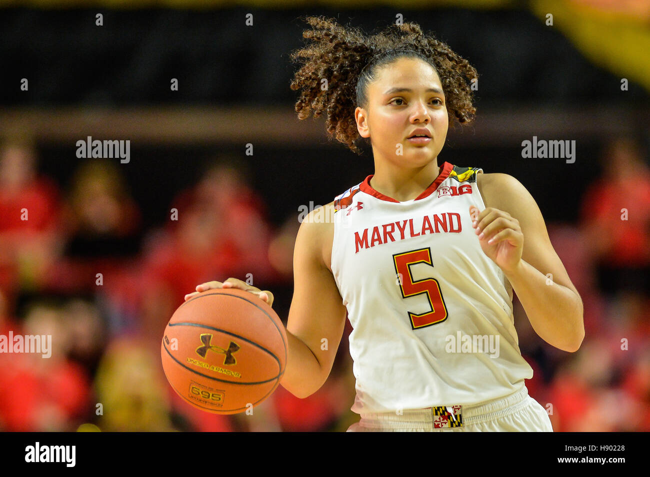 College Park, Maryland, USA. 16th Nov, 2016. DESTINY SLOCUM (5 ...