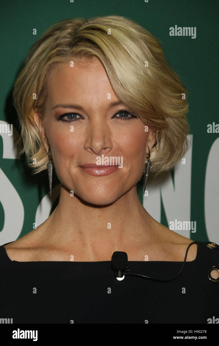 Megyn kelly fox hi-res stock photography and images - Alamy