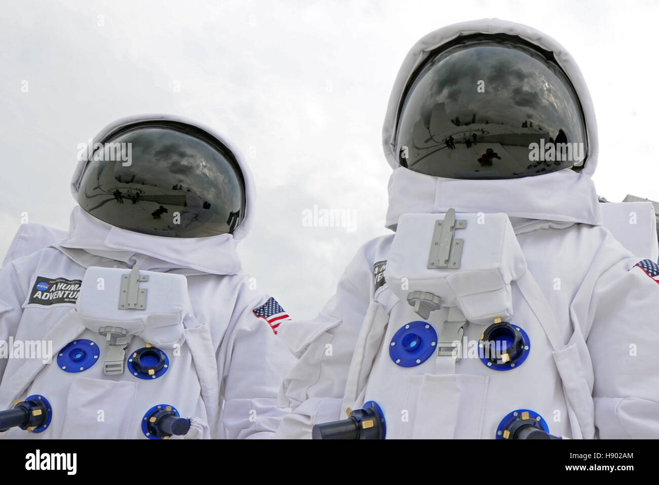 Mascots 2016 hi-res stock photography and images - Alamy