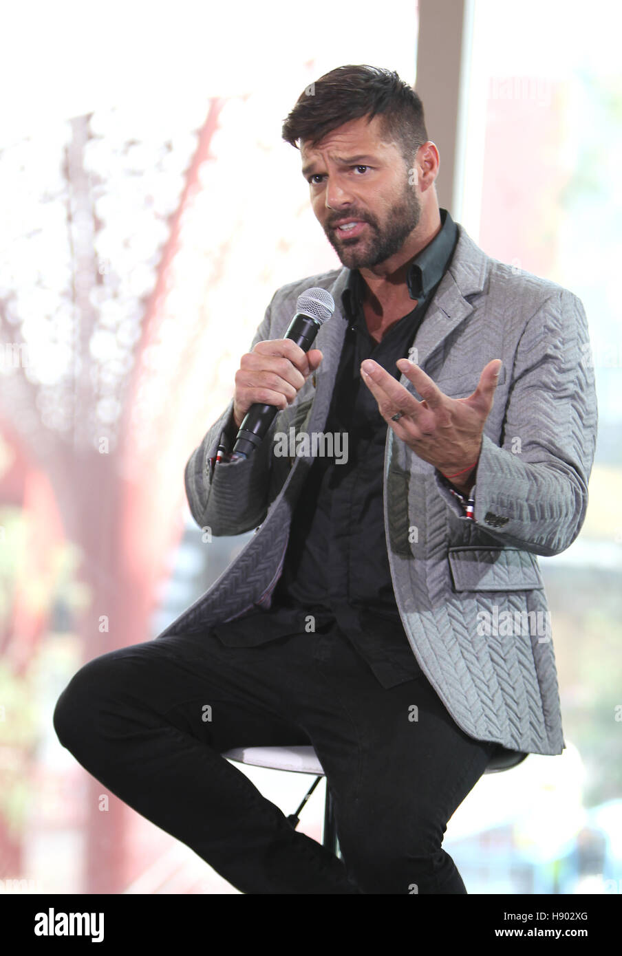 Las Vegas, NV, USA. 16th Nov, 2016. Ricky Martin attends a news ...