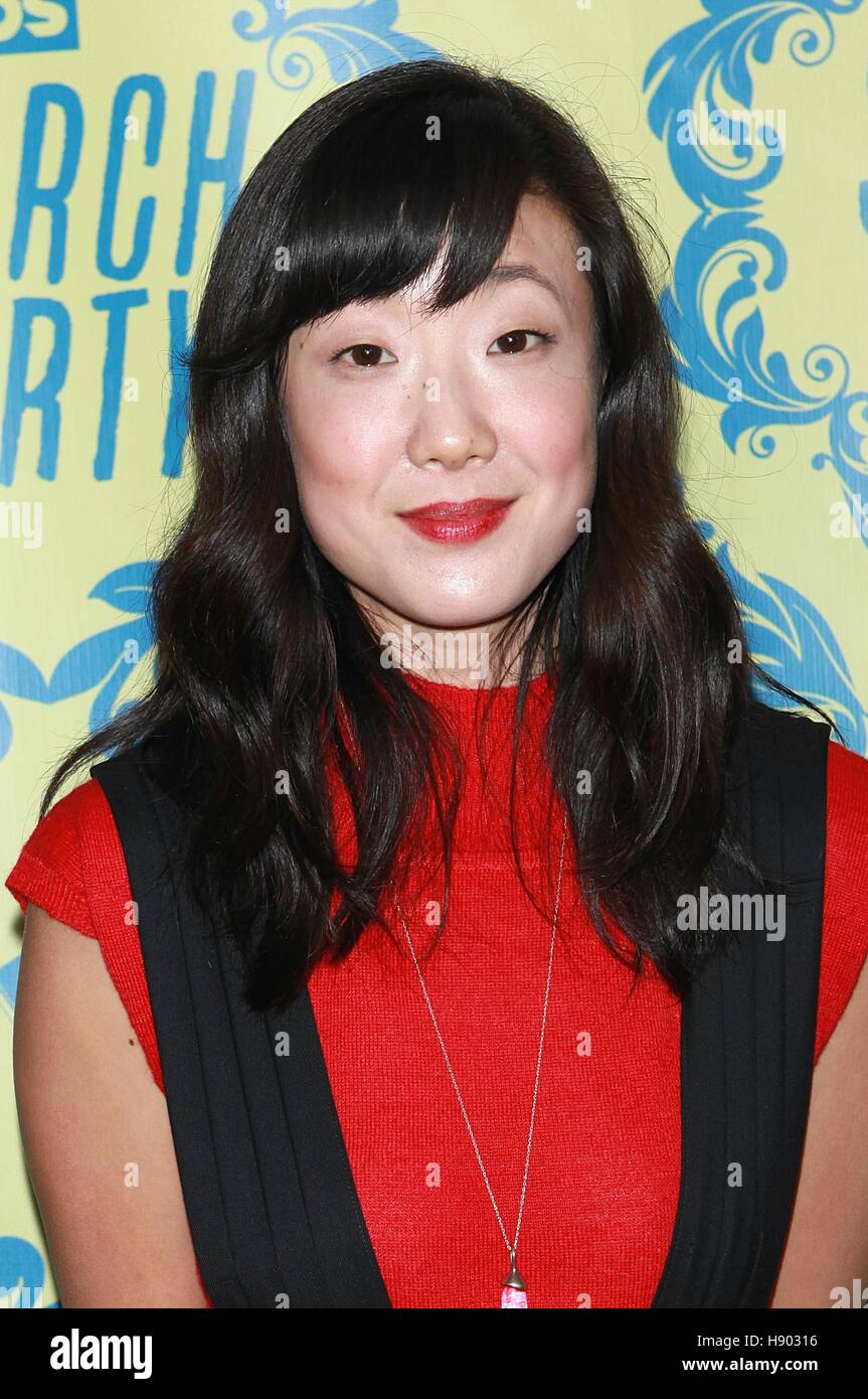 New York, NY, USA. 16th Nov, 2016. Jennifer Kim at TBS Search Party ...