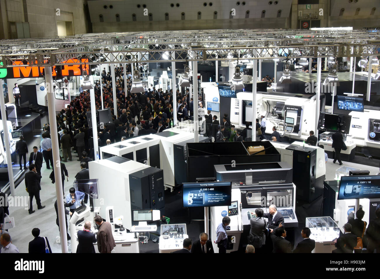 Tokyo, Japan. 17th Nov, 2016. Japan International Machine Tool Fair ...