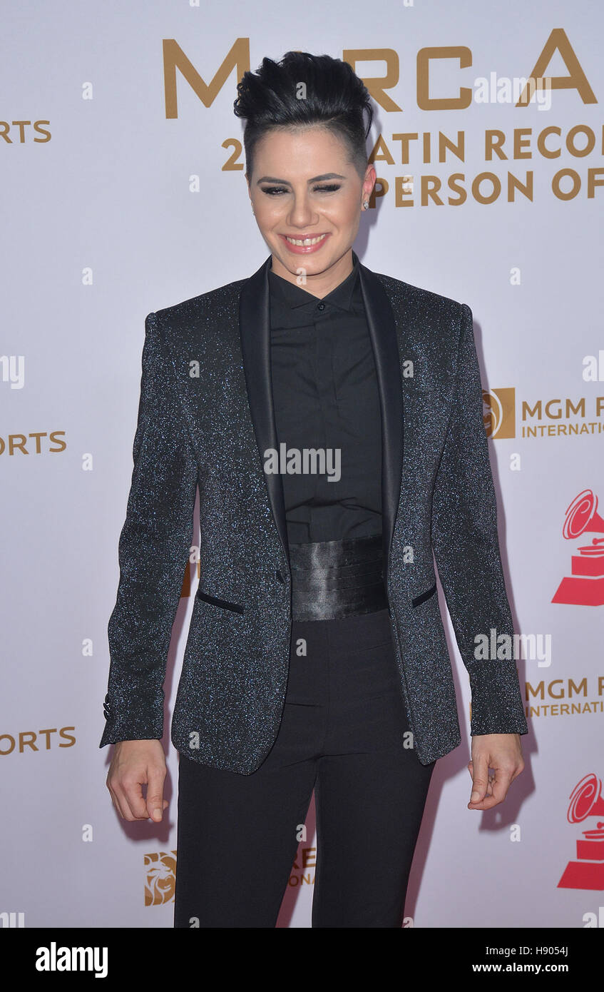 Las Vegas, Nevada, USA. 16th Nov, 2016. Venezuelan singer Karen ...