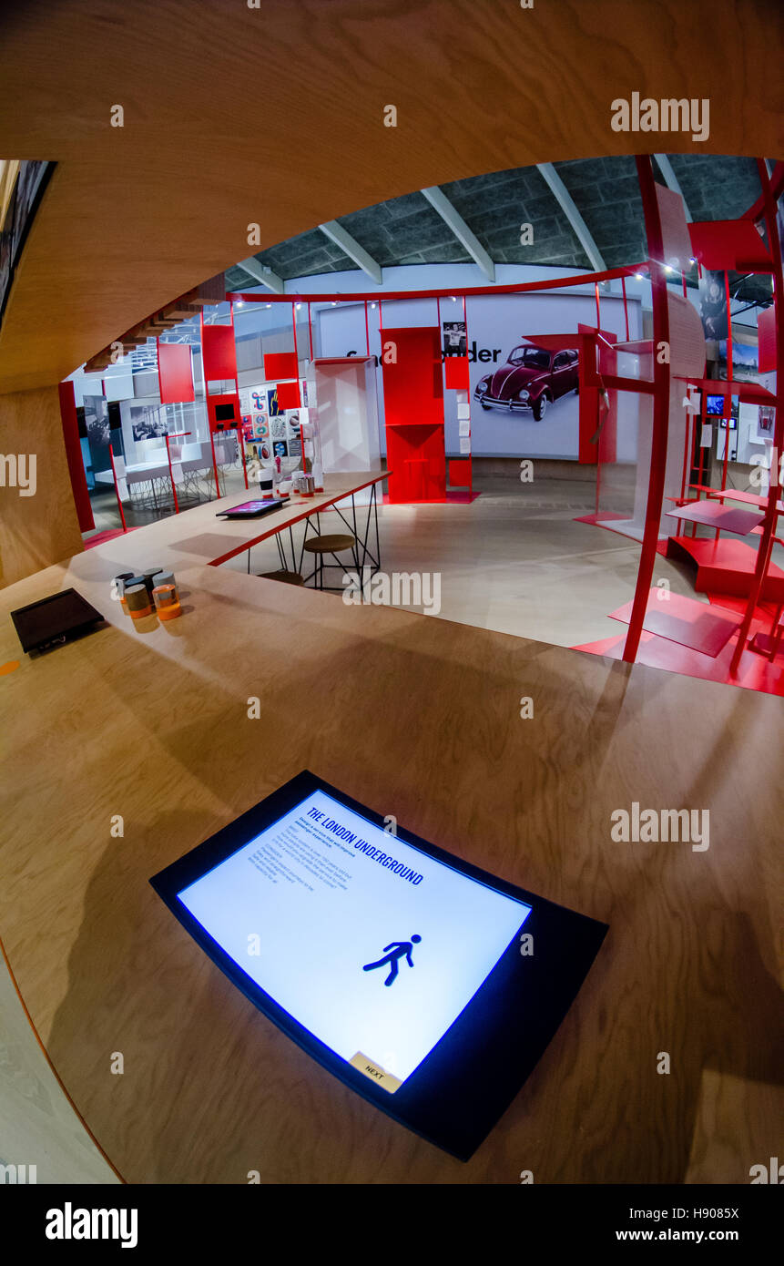 Permanent maker hi-res stock photography and images - Alamy