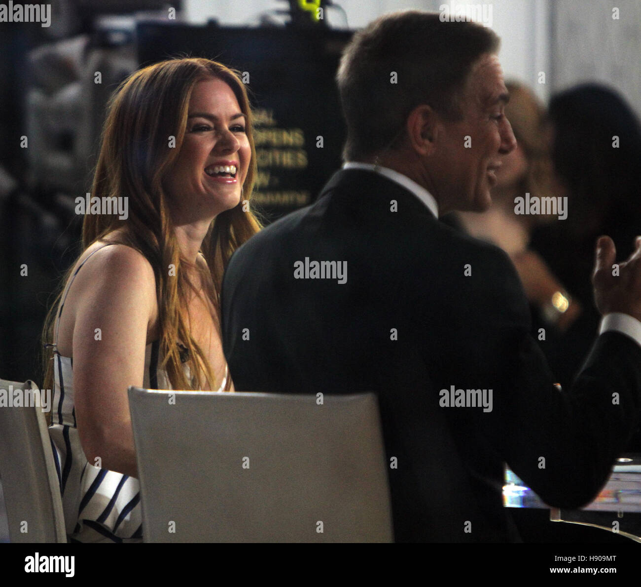 New York, NY, USA. 17th Nov, 2016. Isla Fisher at NBC's Today Show in ...