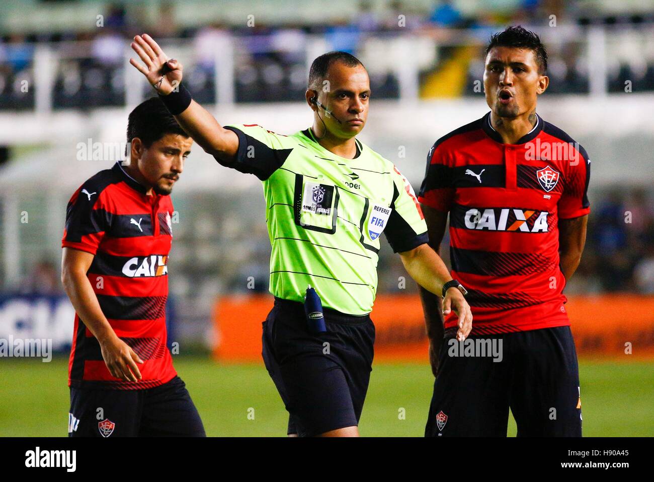 Santos, Brazil. 17th Nov, 2016. Wilton Sampaio Pereira during the game ...
