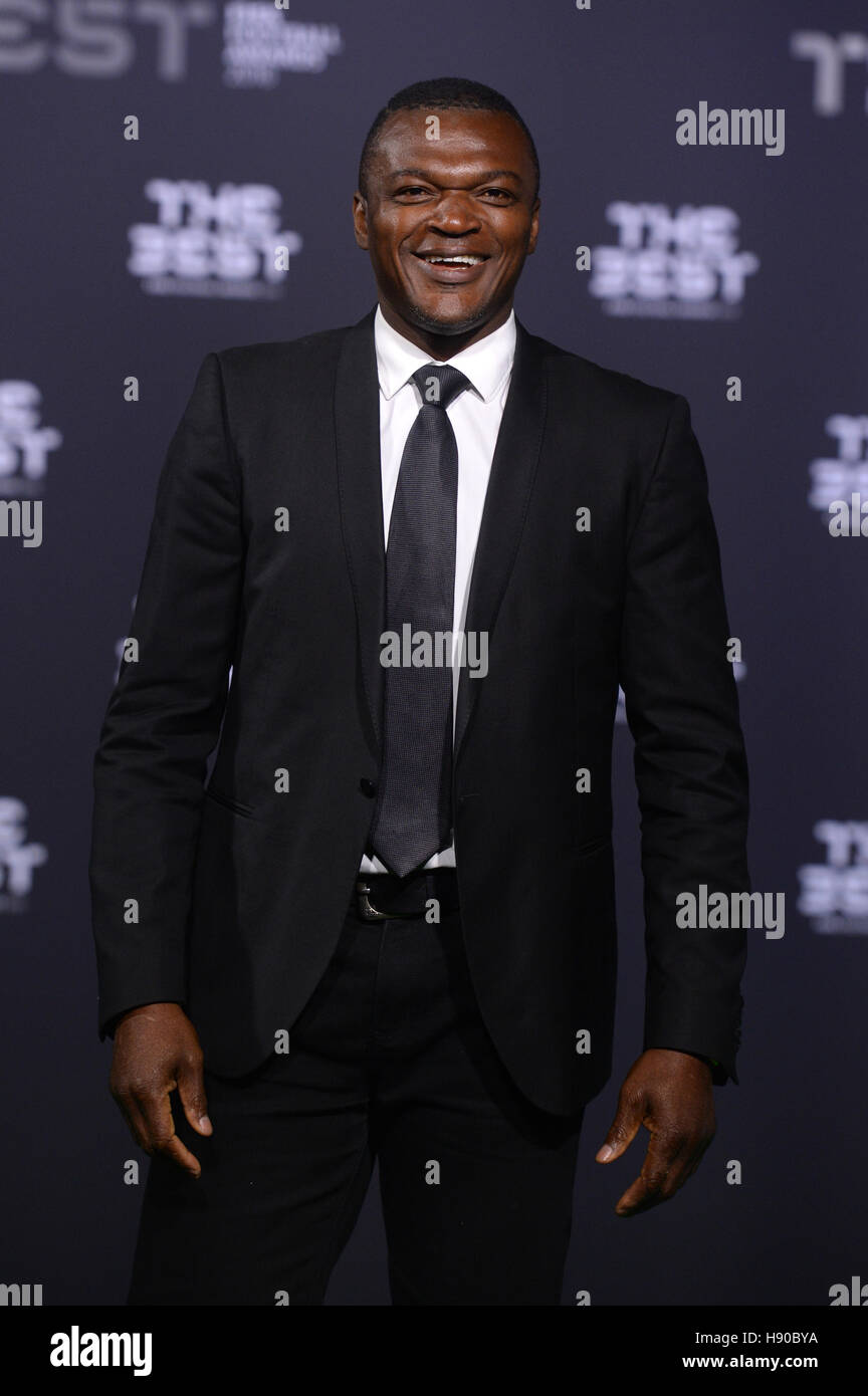 Marcel desailly 2016 hi-res stock photography and images - Alamy