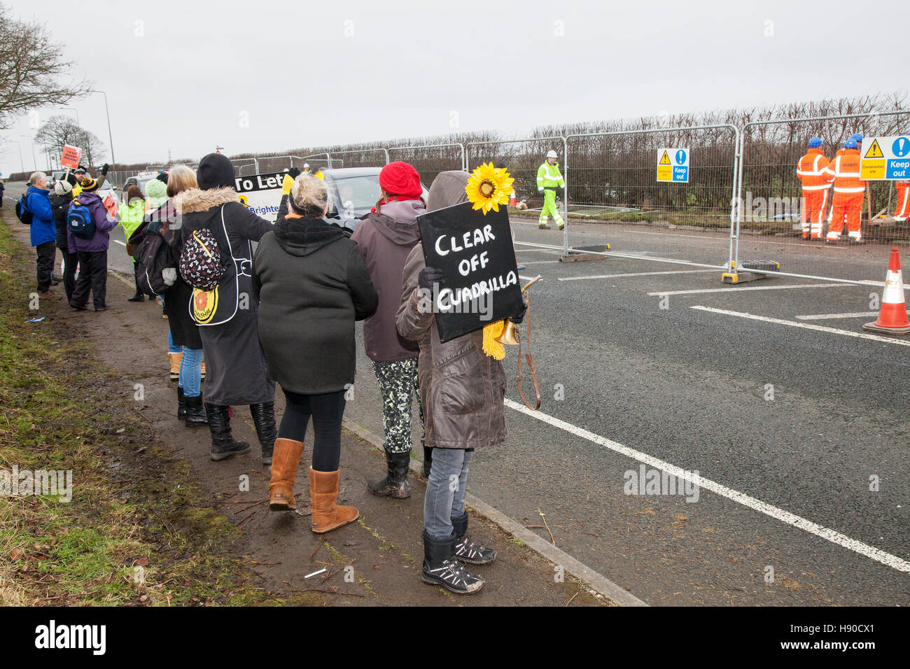 a cuadrilla plumpton frack off anti protest shale gas extraction ...