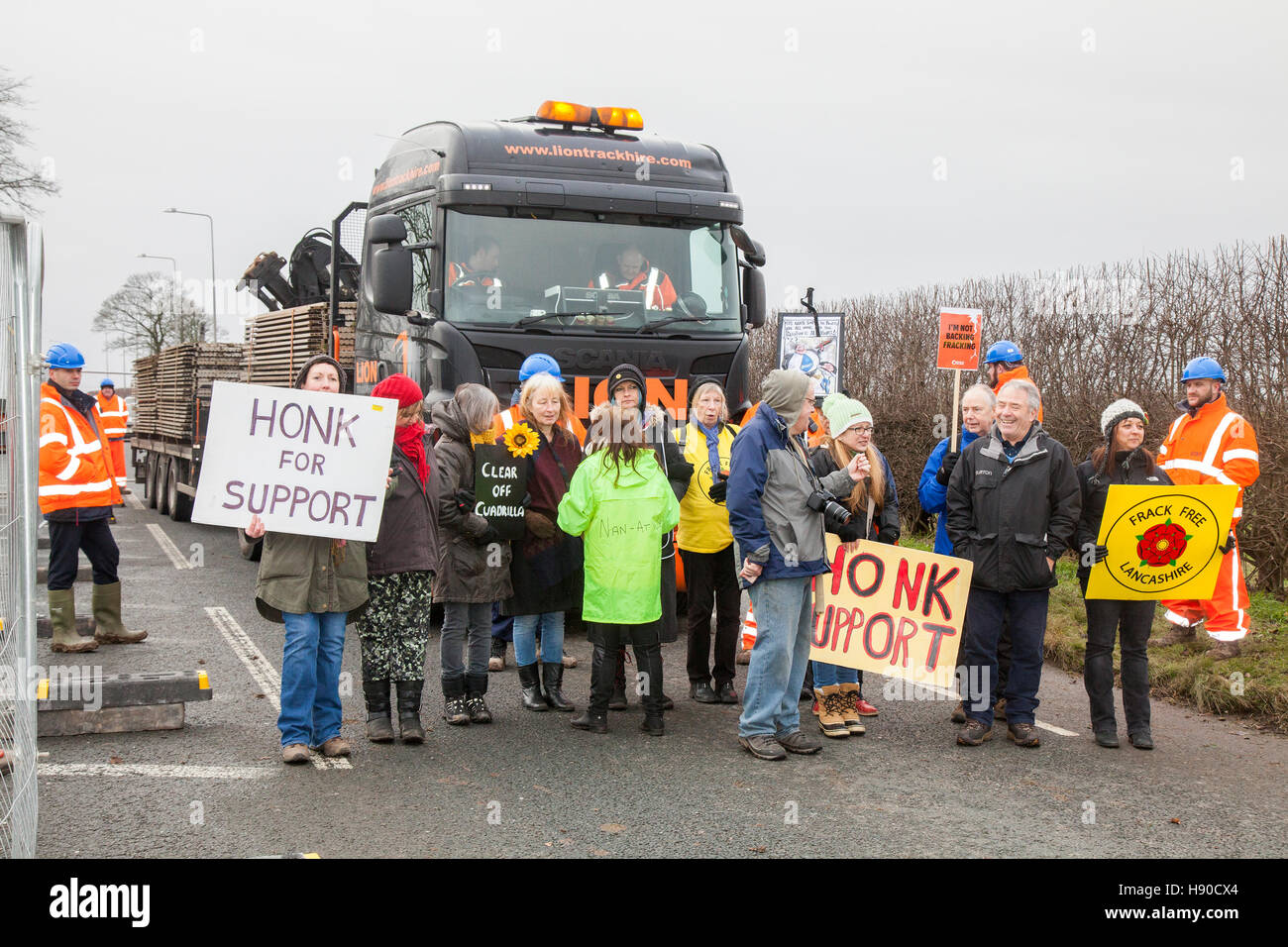 a cuadrilla plumpton frack off anti protest shale gas extraction ...