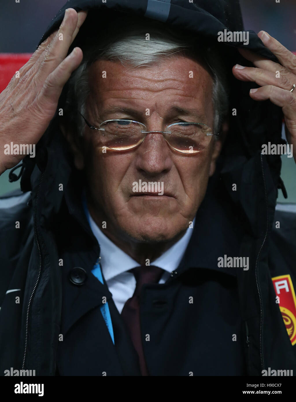 (170110) -- NANNING, Jan. 10, 2016 (XINHUA) -- Marcello Lippi, head ...