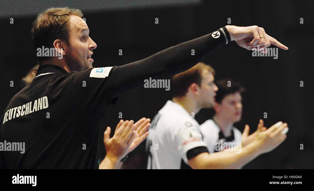 Kassel, Germany. 09th Jan, 2017. Germany's coach Dagur Sigurdsson gives ...