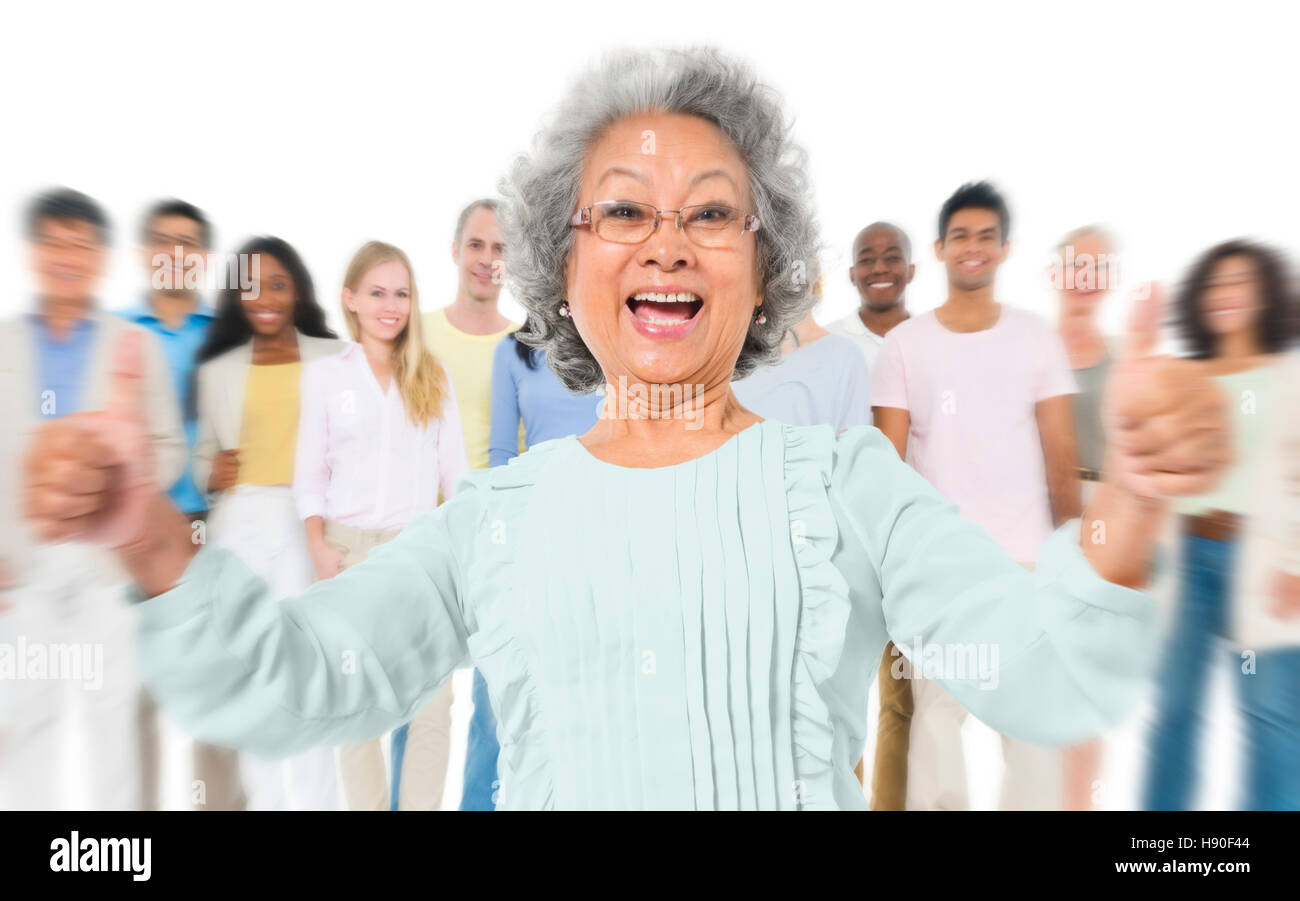 Man standing out crowd people hi-res stock photography and images - Alamy