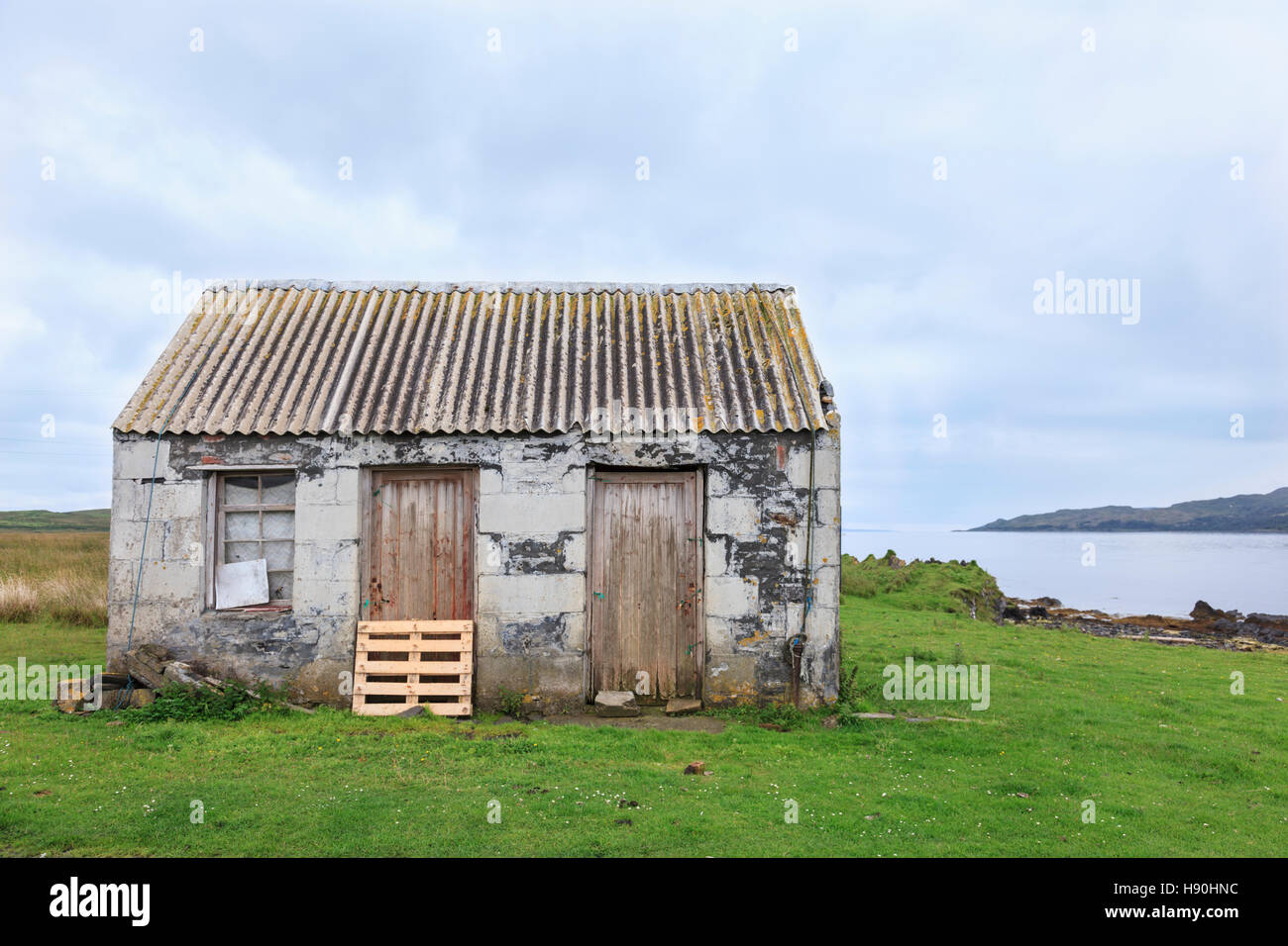 Black mill bay hi-res stock photography and images - Alamy