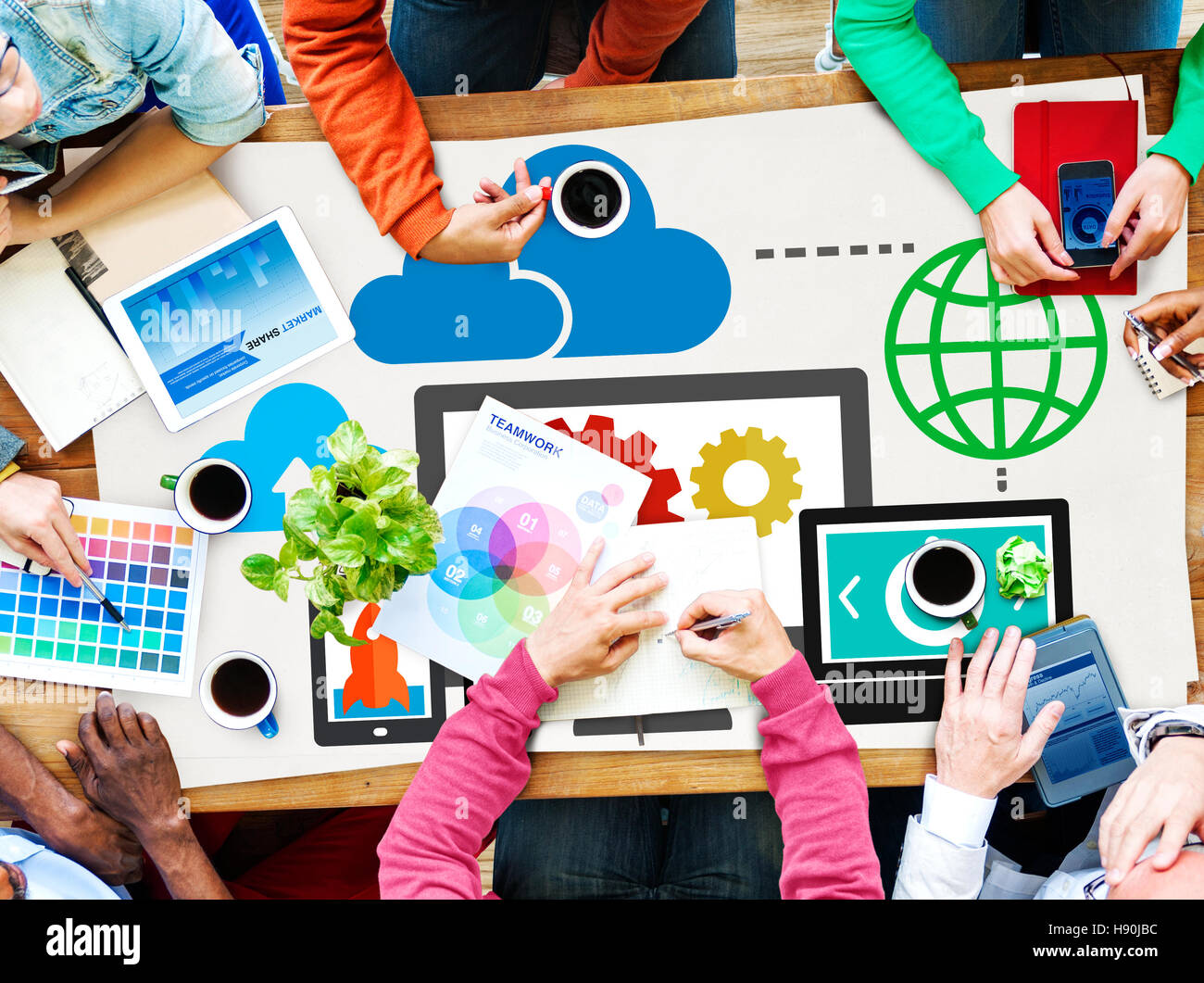 Cloud Computing Network Online Internet Storage Concept Stock Photo - Alamy