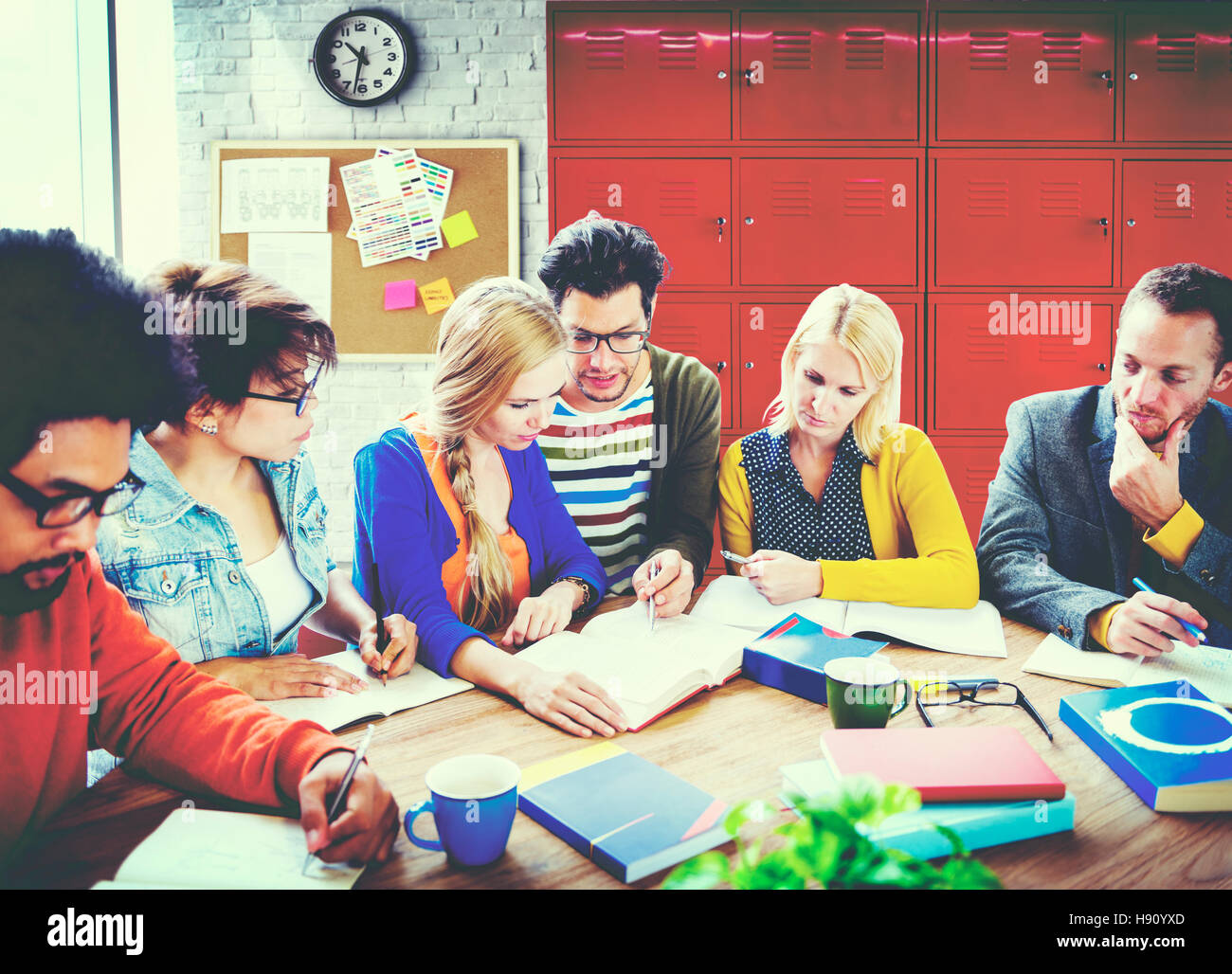 Students Team Teamwork Start up Ideas Concept Stock Photo - Alamy