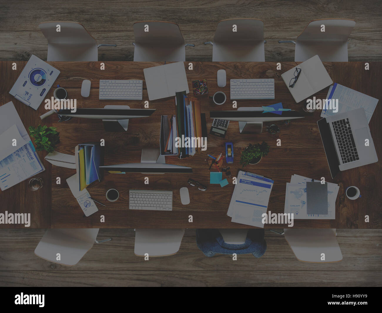 Messy conference room table hi-res stock photography and images - Alamy