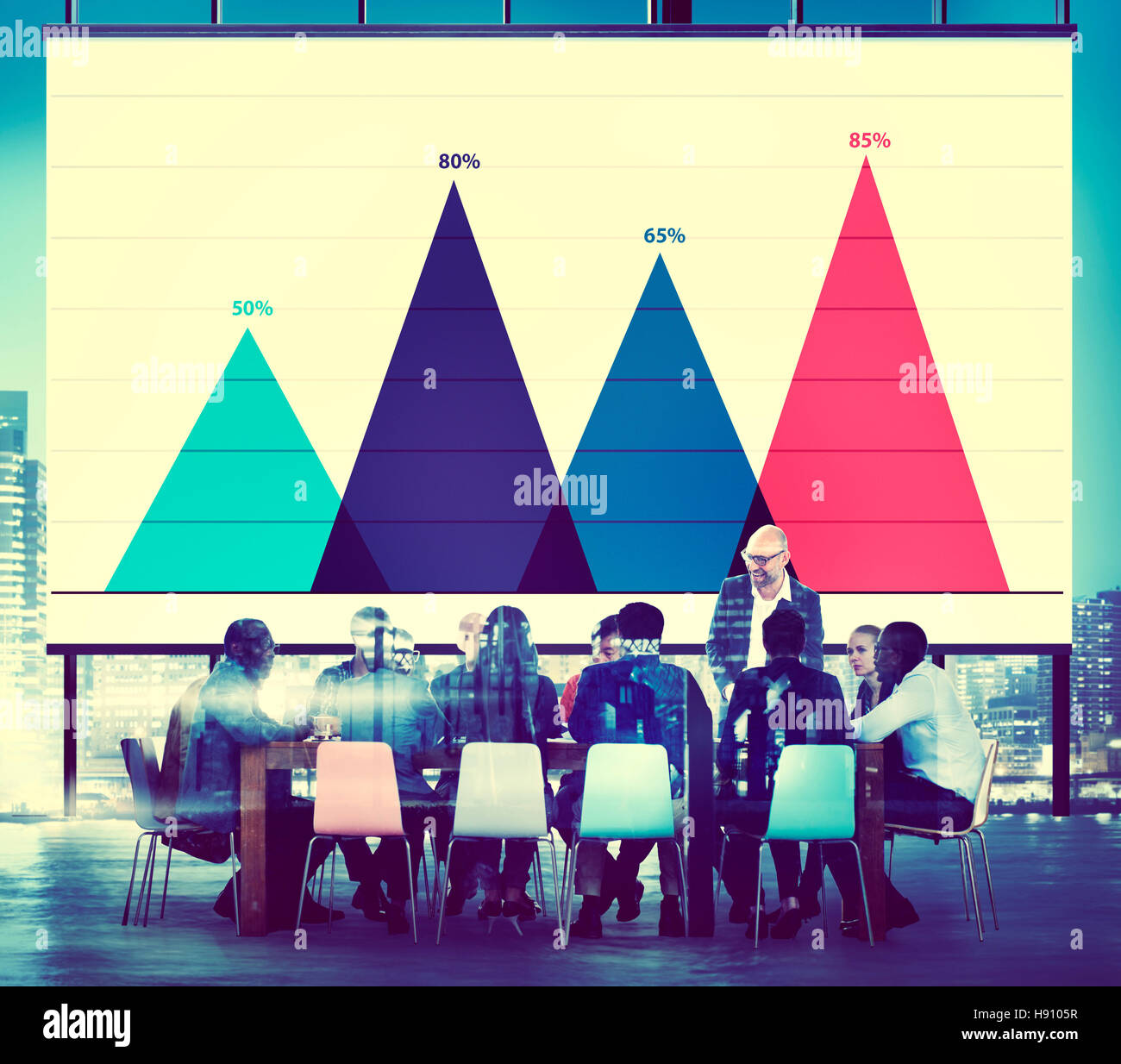 Marketing graph hi-res stock photography and images - Alamy