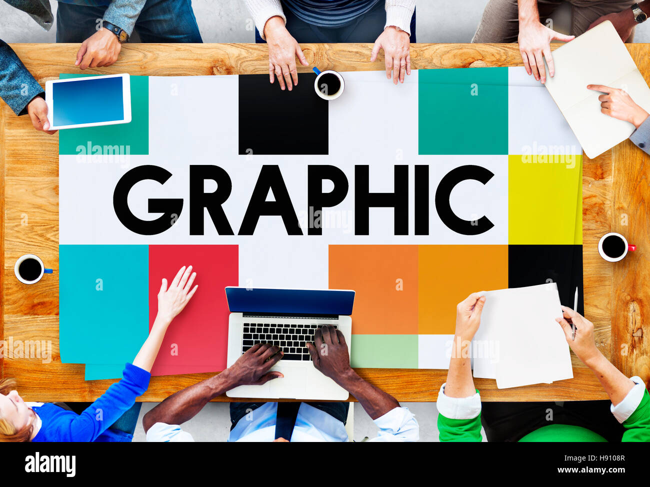 Graphic design collaboration team hi-res stock photography and images ...