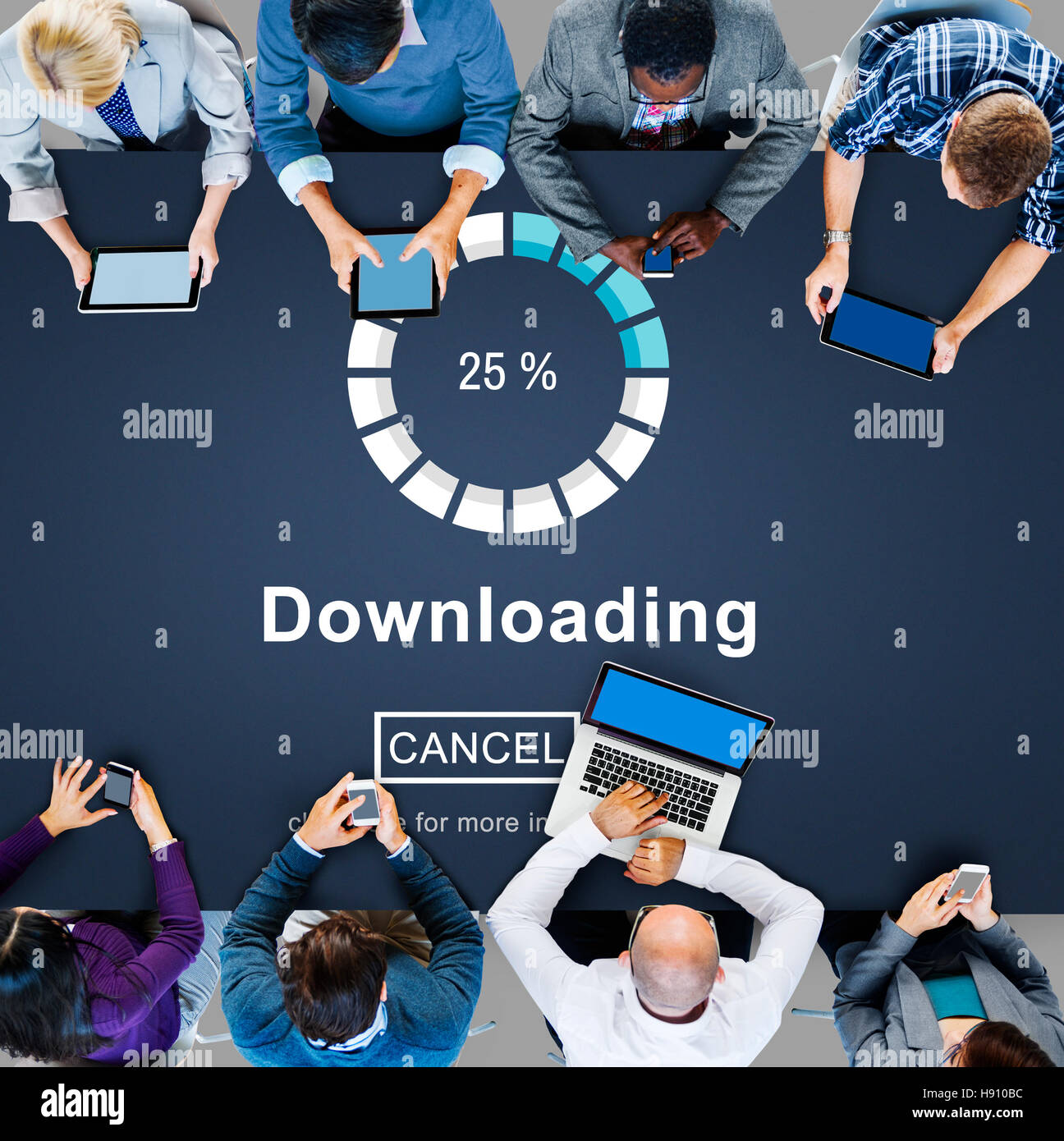 Downloading status hi-res stock photography and images - Alamy