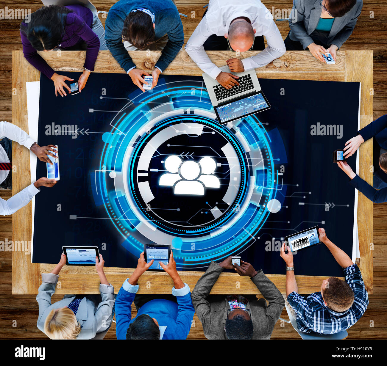 Hi technology discussion hi-res stock photography and images - Alamy