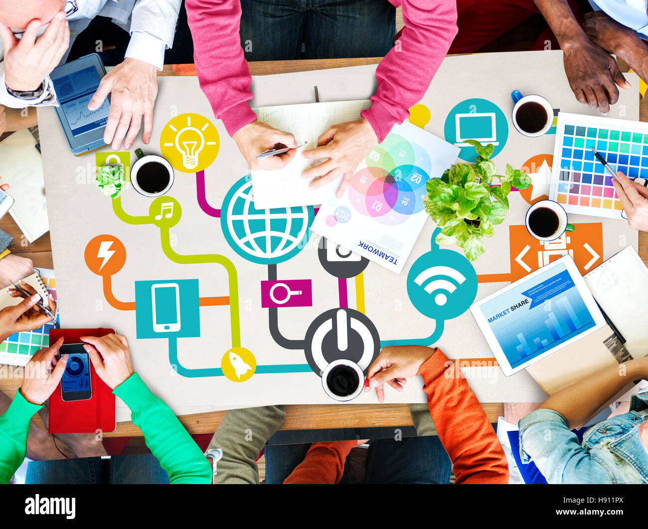 Connecting Internet Online Social Media Social Network Concept Stock ...