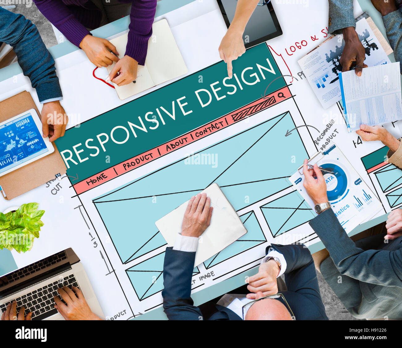 Responsive Design Layout Content Concept Stock Photo - Alamy