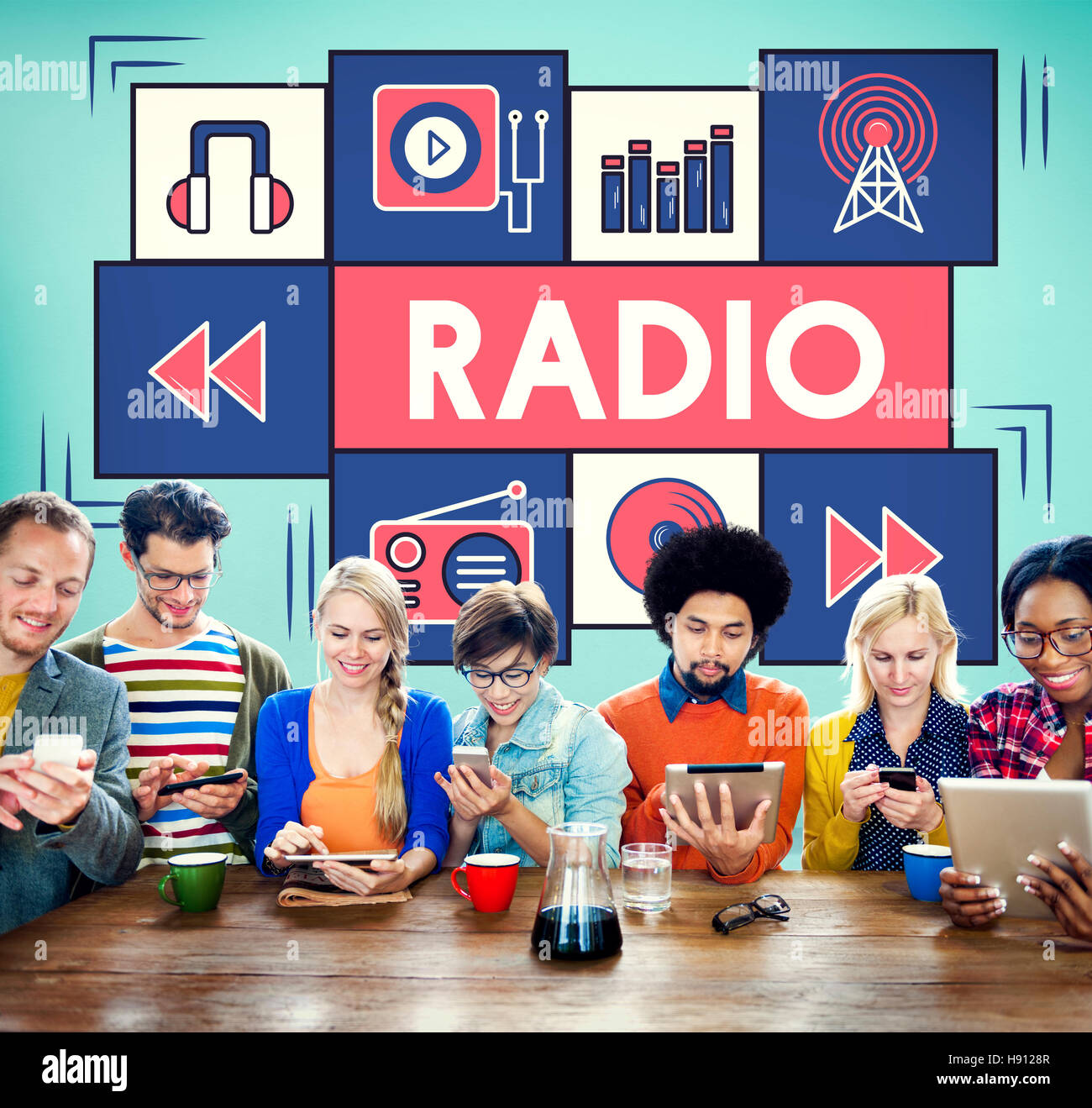 Women listening radio hi-res stock photography and images - Alamy