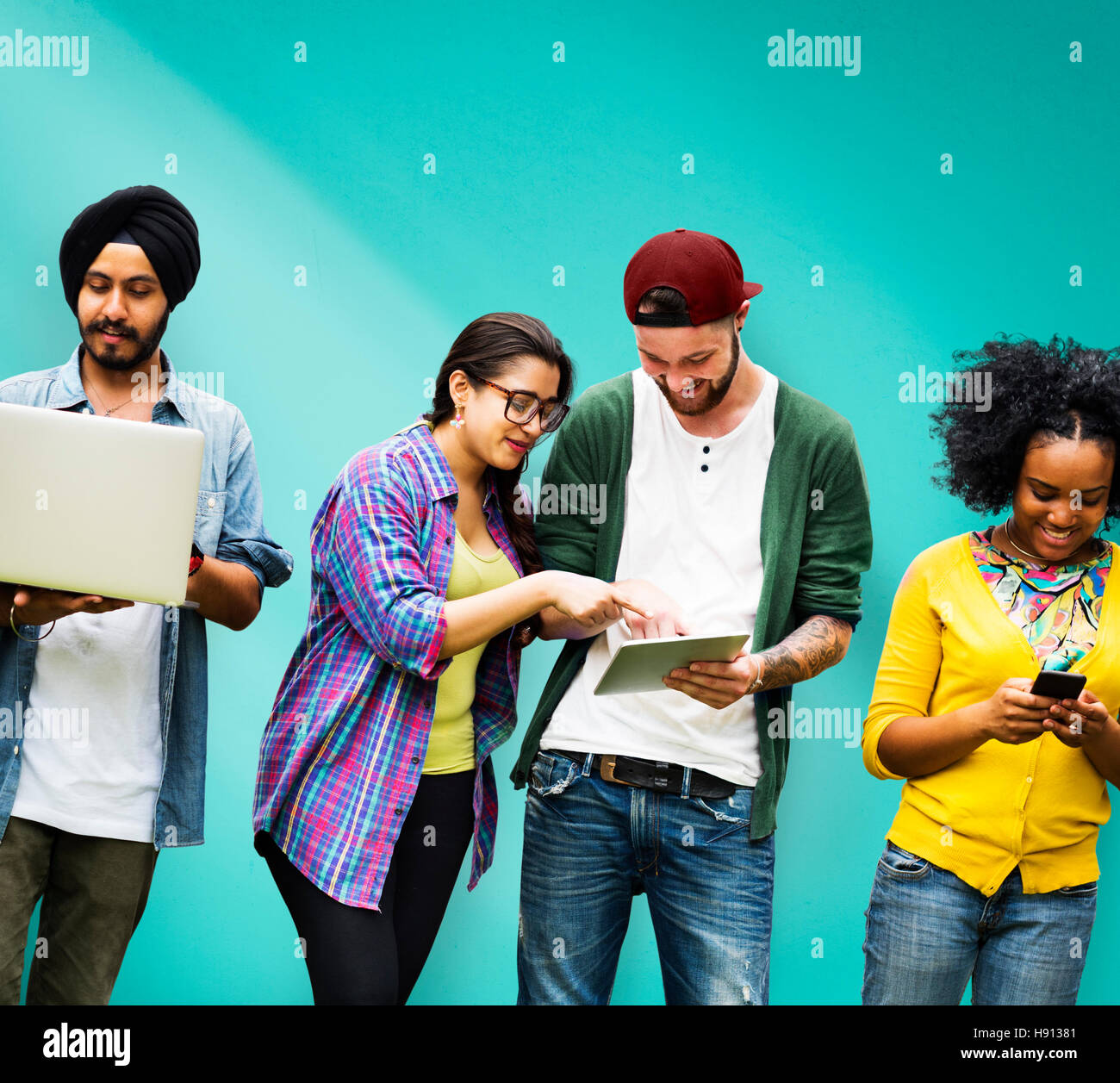Students Learning Education Social Media Technology Stock Photo - Alamy