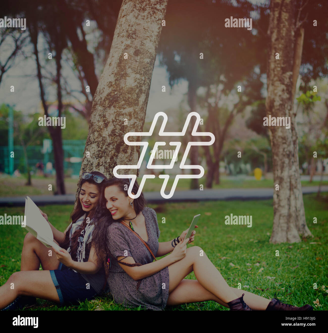 Social media network communication tree hi-res stock photography and ...