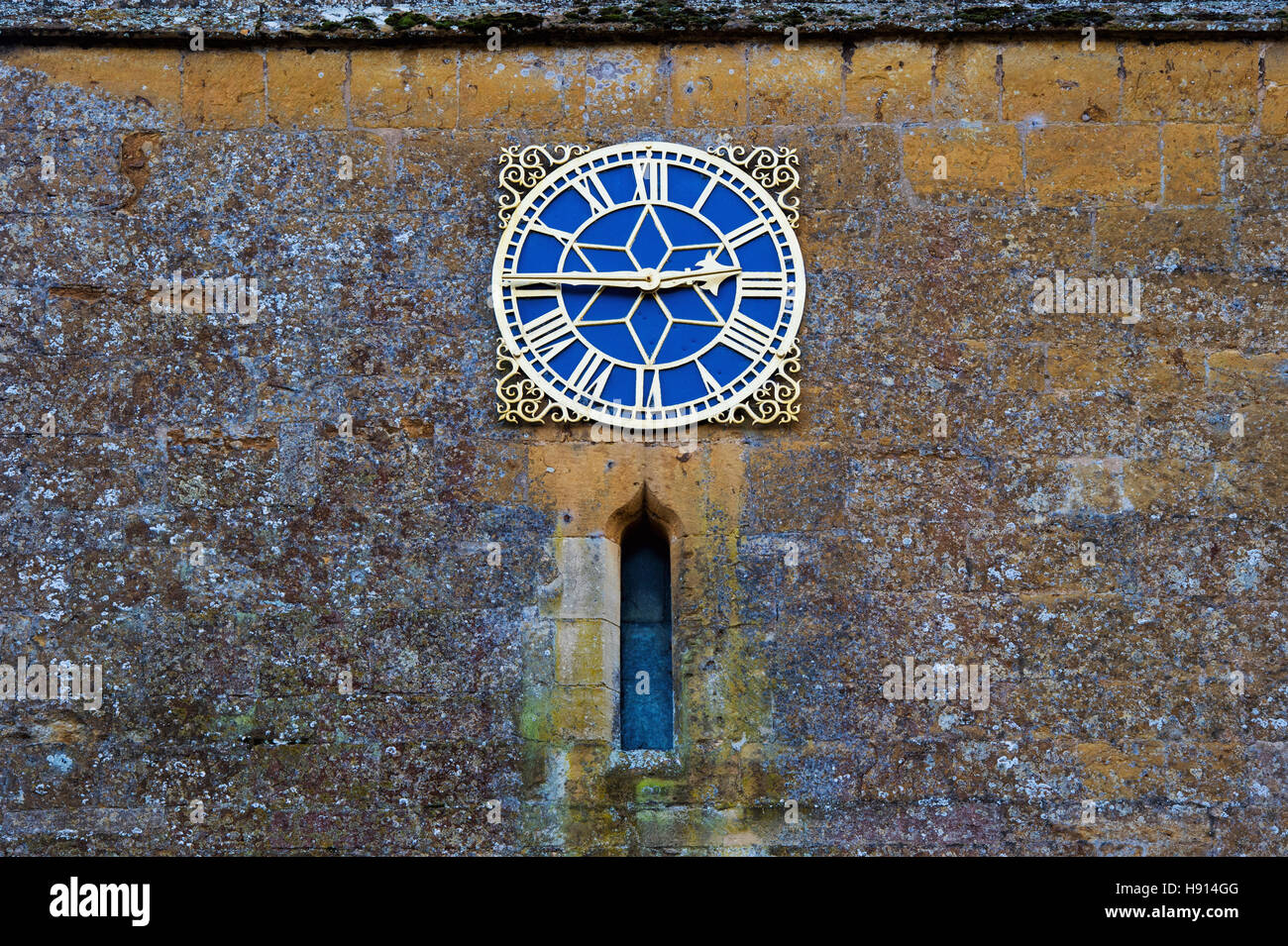 Church clock face hi-res stock photography and images - Alamy