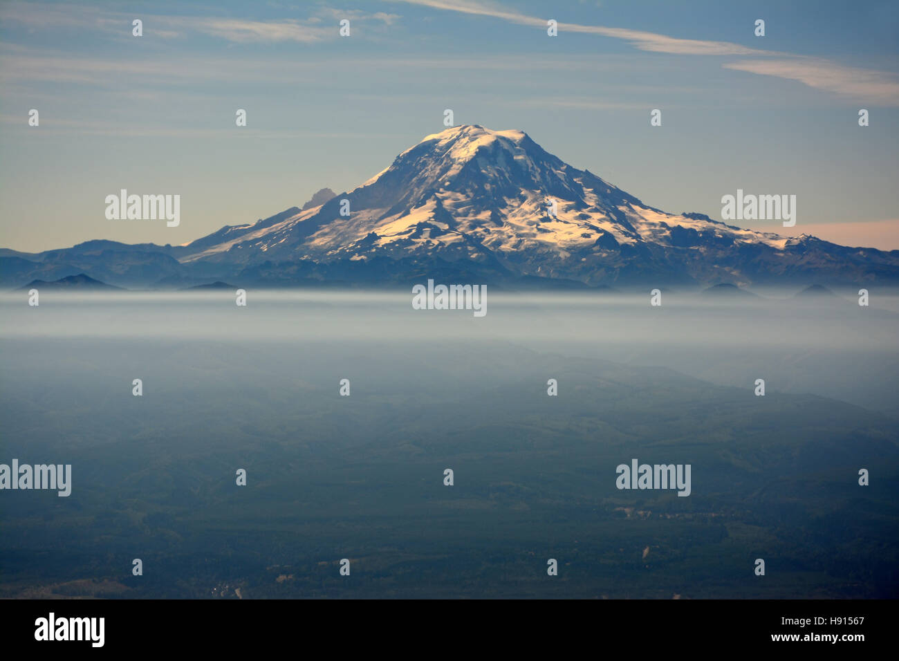 Mount Rainier Aerial view, Washington, USA Stock Photo - Alamy